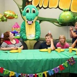 Reptilia Zoo: The Reptile Kingdom - Canada's Ultimate Reptile Experience